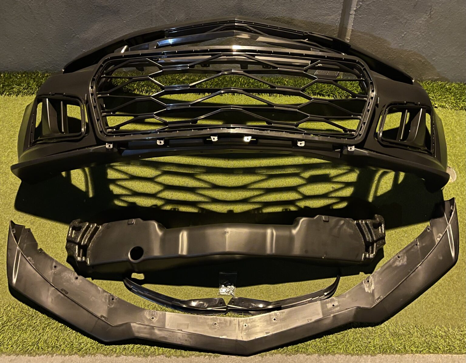 Camaro ZL1 Front Bumper Conversion Kit w Grille - 19-22 Chevy Camaro ...