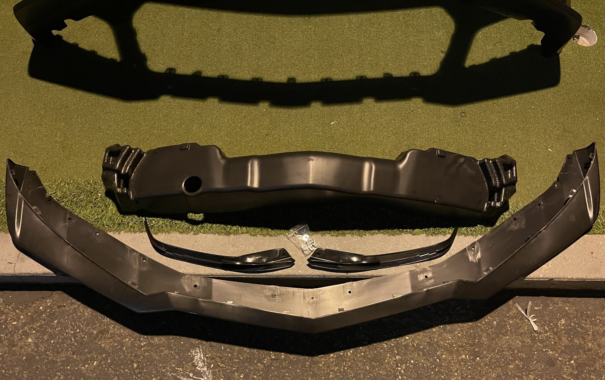 Camaro ZL1 Front Bumper Conversion Kit w Grille - 19-22 Chevy Camaro ...